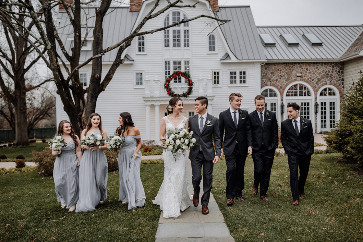 How to Photograph a Wedding Alone – 11 Tips for Success – Formed From Light